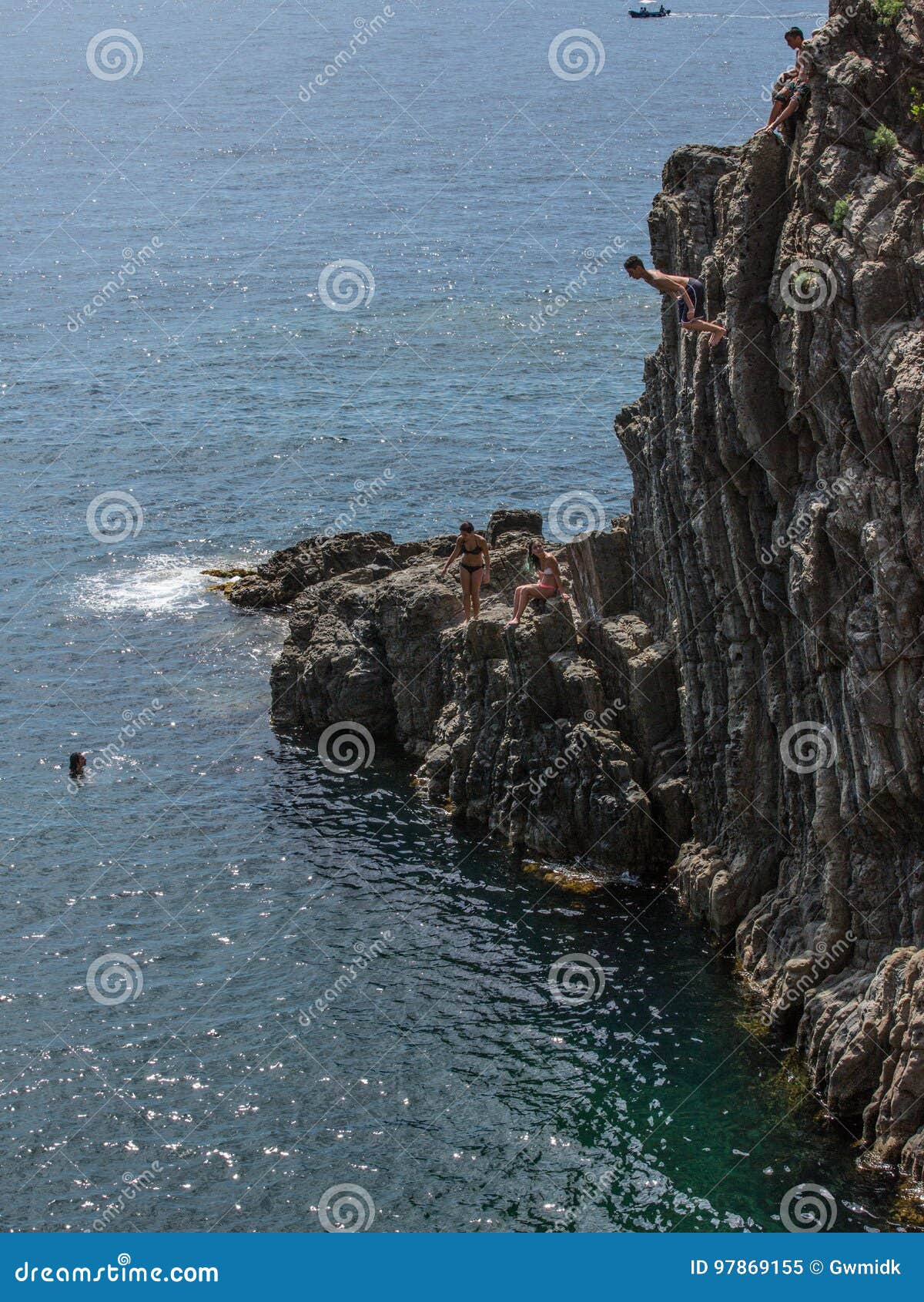 High Dive Italy editorial image. Image of high, dangerous - 97869155