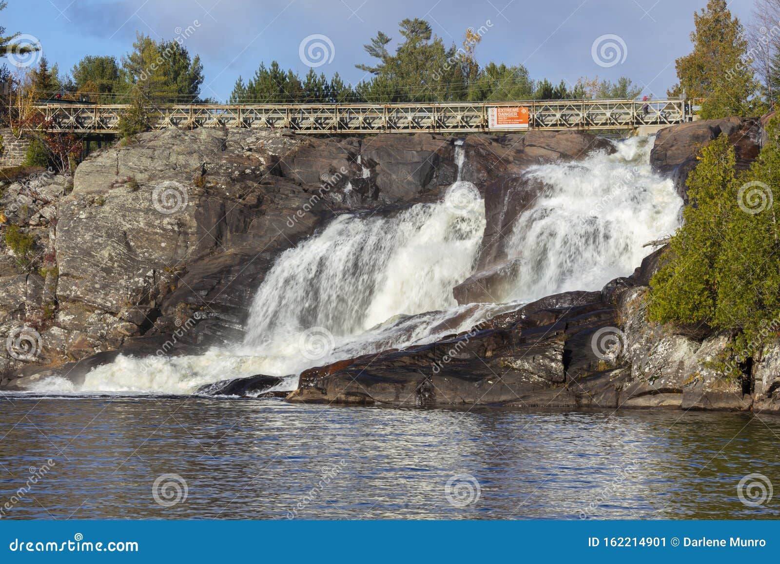 High Falls of Bracebridge, in Autumn Stock Image - Image of ontario ...