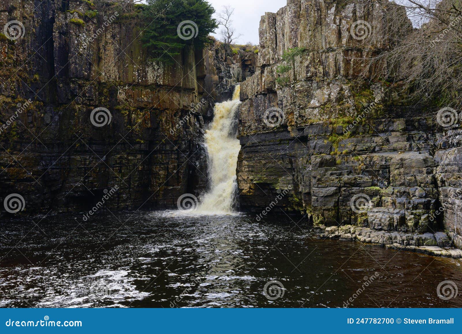 High Force Waterfall, County Durham Stock Photo - Image of pool, drops ...