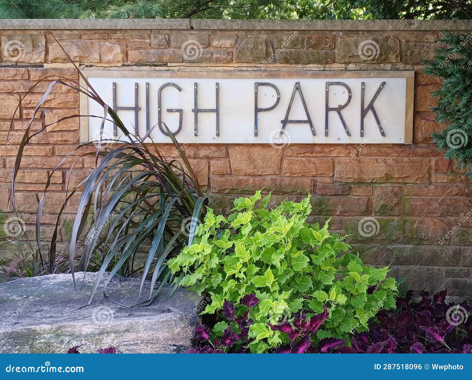 High Park sign in Toronto editorial photo. Image of canada - 287518096