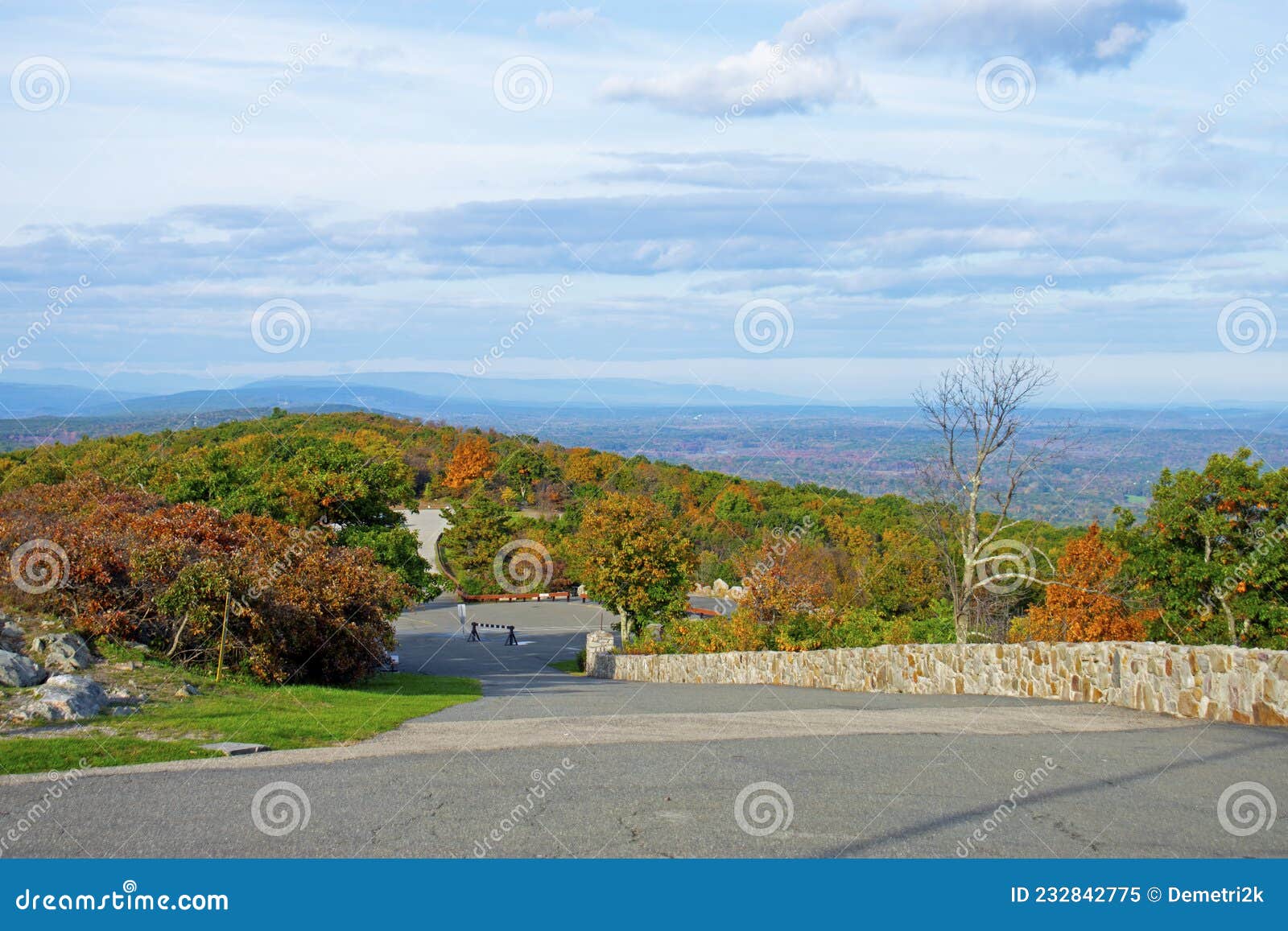 High Point, Wantage, New Jersey -10 Stock Image - Image of pavemant ...