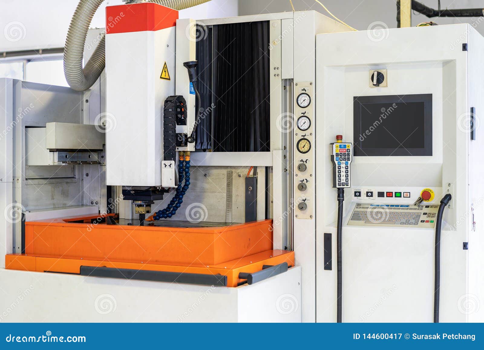 High Precision and Technology Automatic Electrical Discharge Machine ...