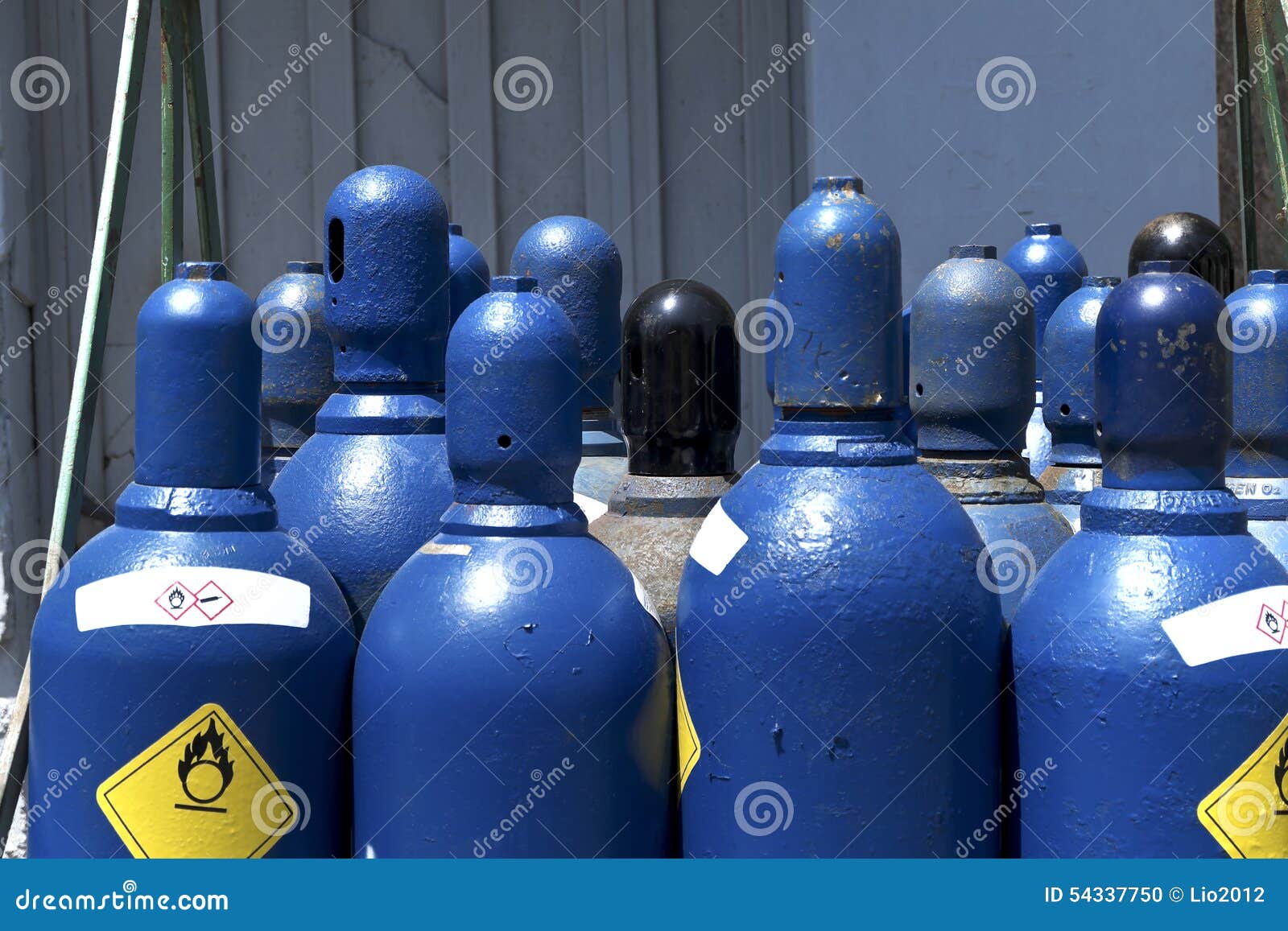 High Pressure Oxygen Storage Tanks Stock Photo - Image of pressure ...