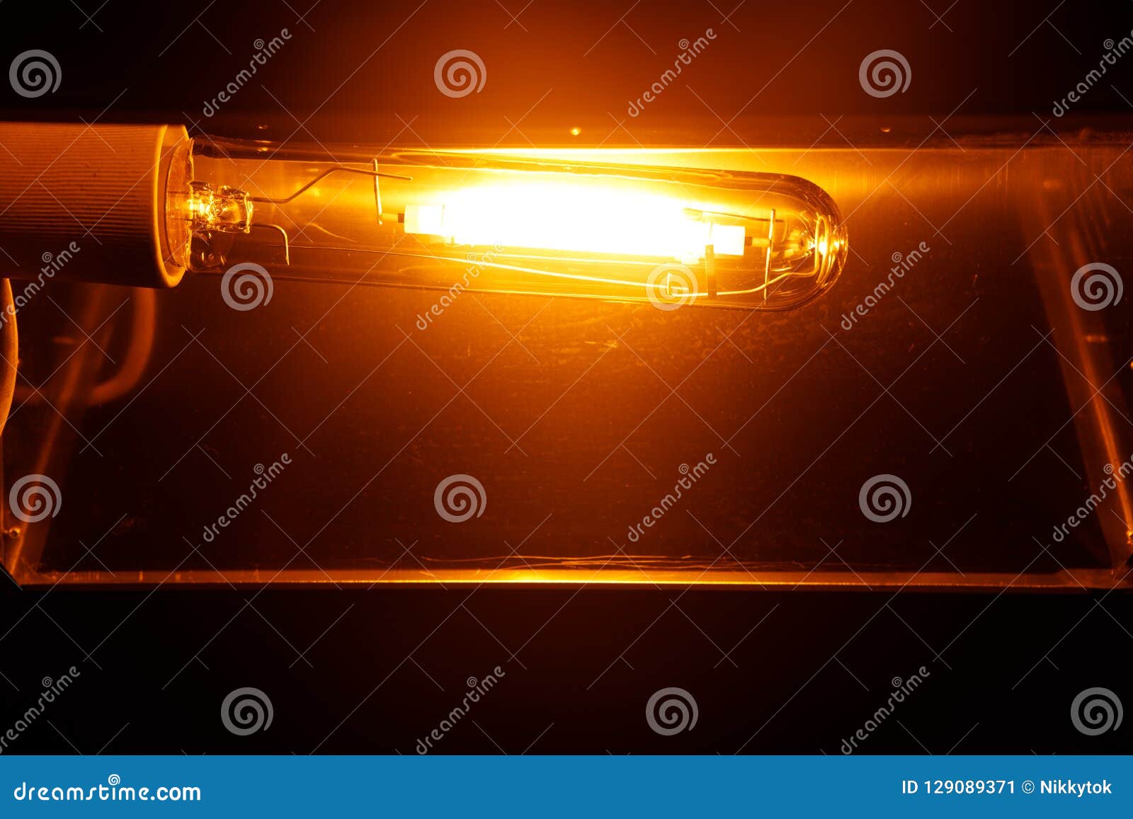 High Pressure Sodium Lamp HPS Orange Light Stock Image - Image of ...