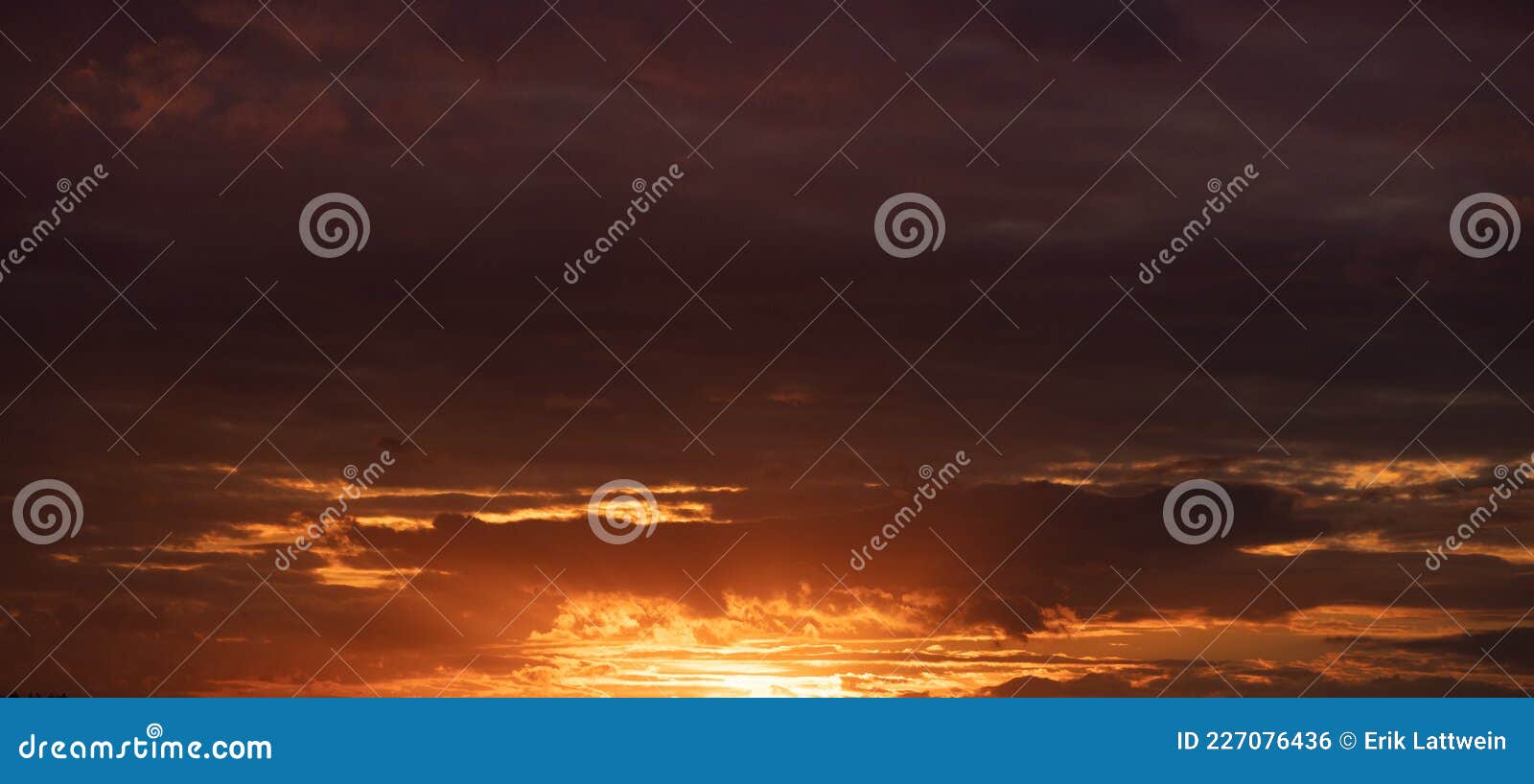 High Resolution Sunset Sky Background for Sky Replacement Stock Photo ...