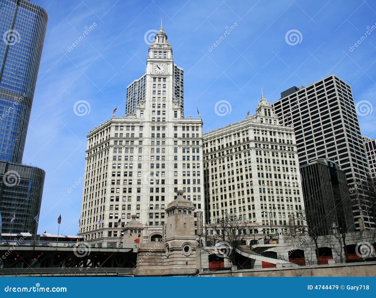 The High-rise Buildings in Chicago Editorial Stock Image - Image of ...