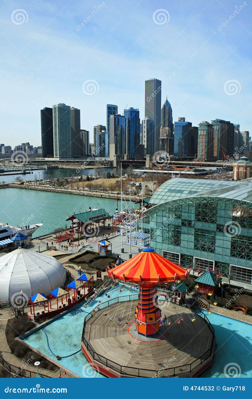 The High-rise Buildings in Chicago Editorial Photography - Image of ...