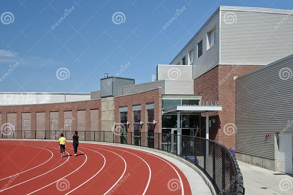 High school running track editorial stock photo. Image of lines - 10047568