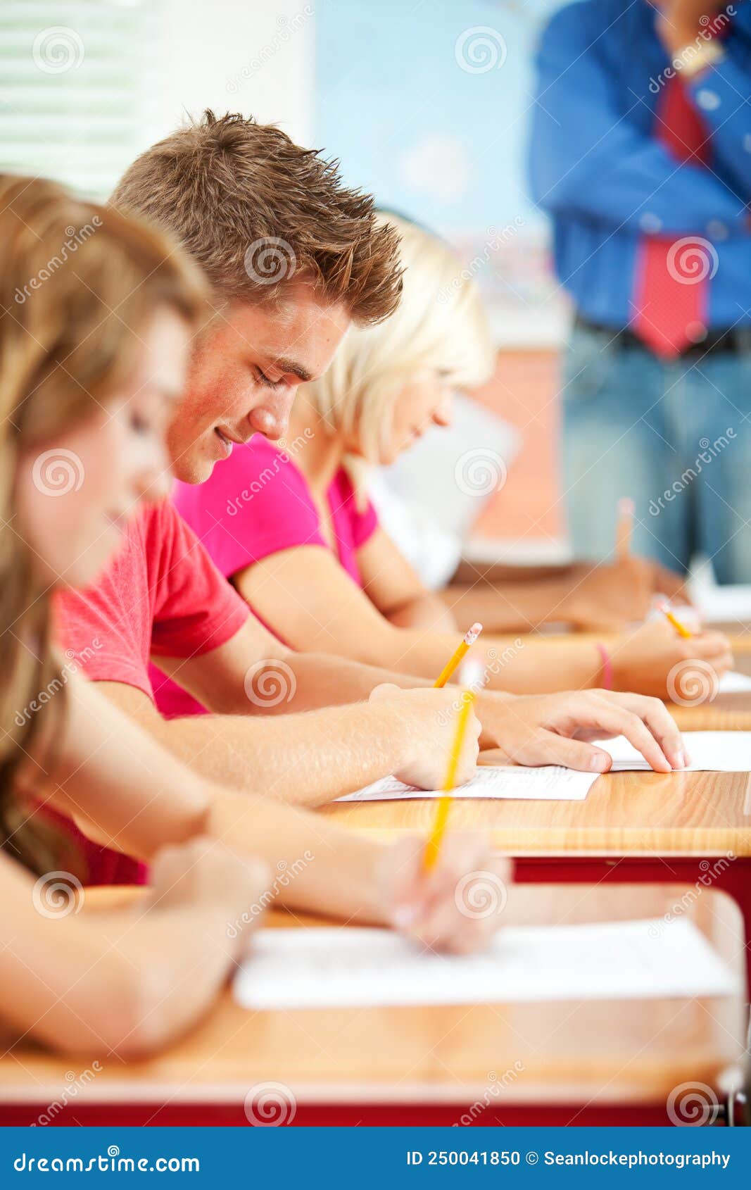 High School: Students Taking Test at Desks Stock Photo - Image of ...