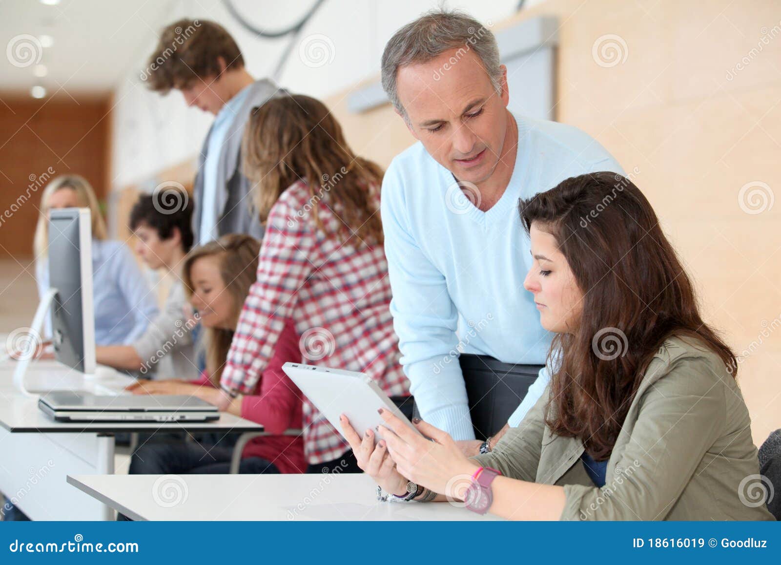 High-schoolers in Computer Training Stock Image - Image of tablet ...
