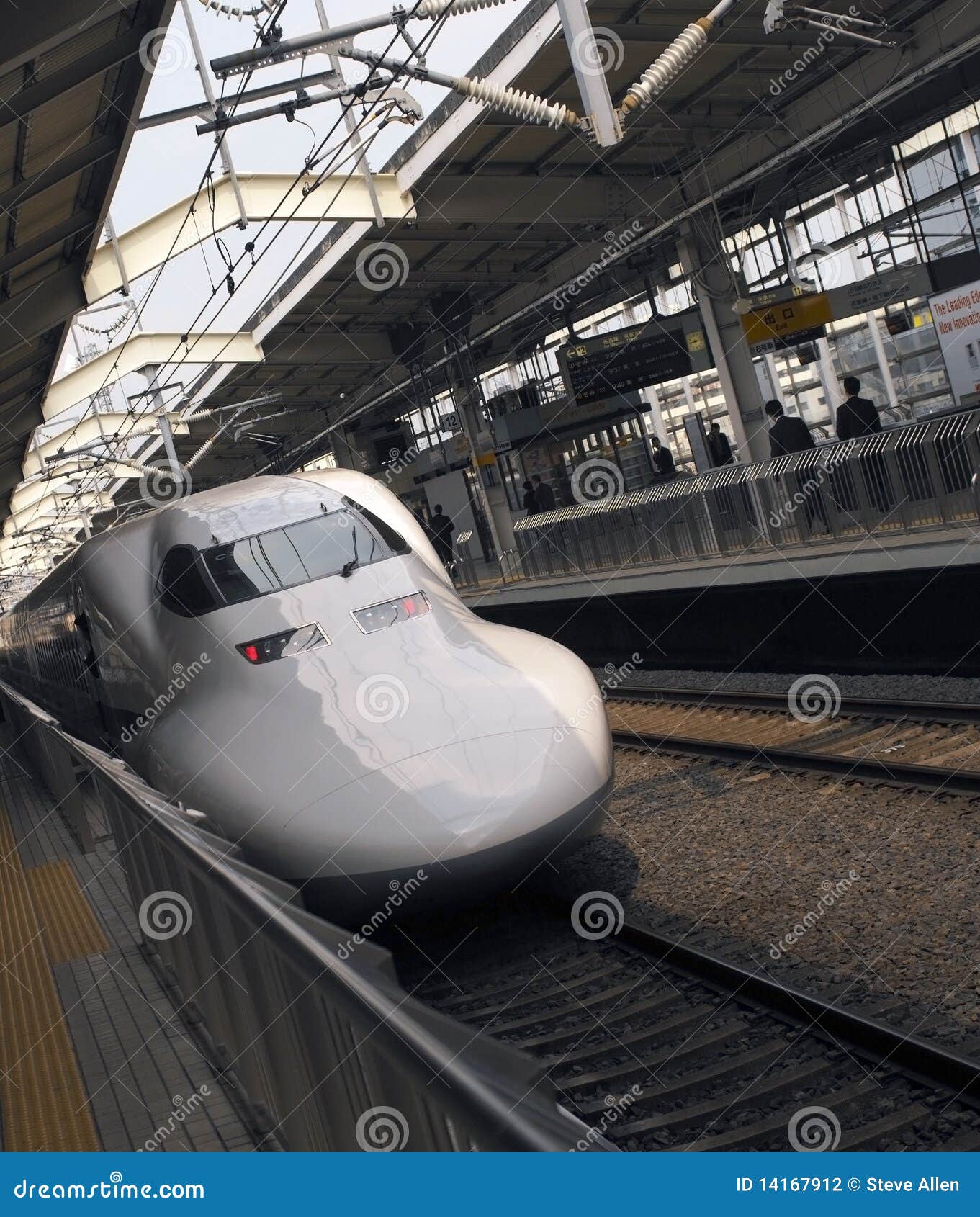 High Speed Bullet Train - Japan Stock Photo - Image of train, asia ...