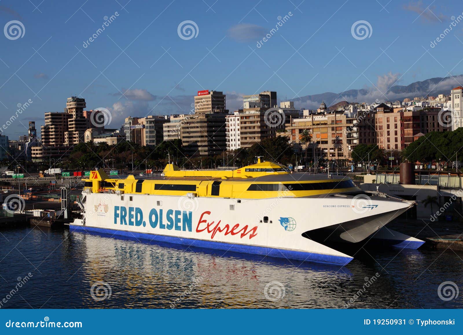High Speed ferry ship editorial photo. Image of ferry - 19250931