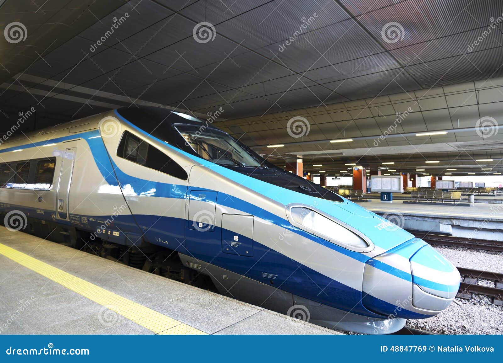 High-speed Intercity Train on the Platform Editorial Stock Image ...