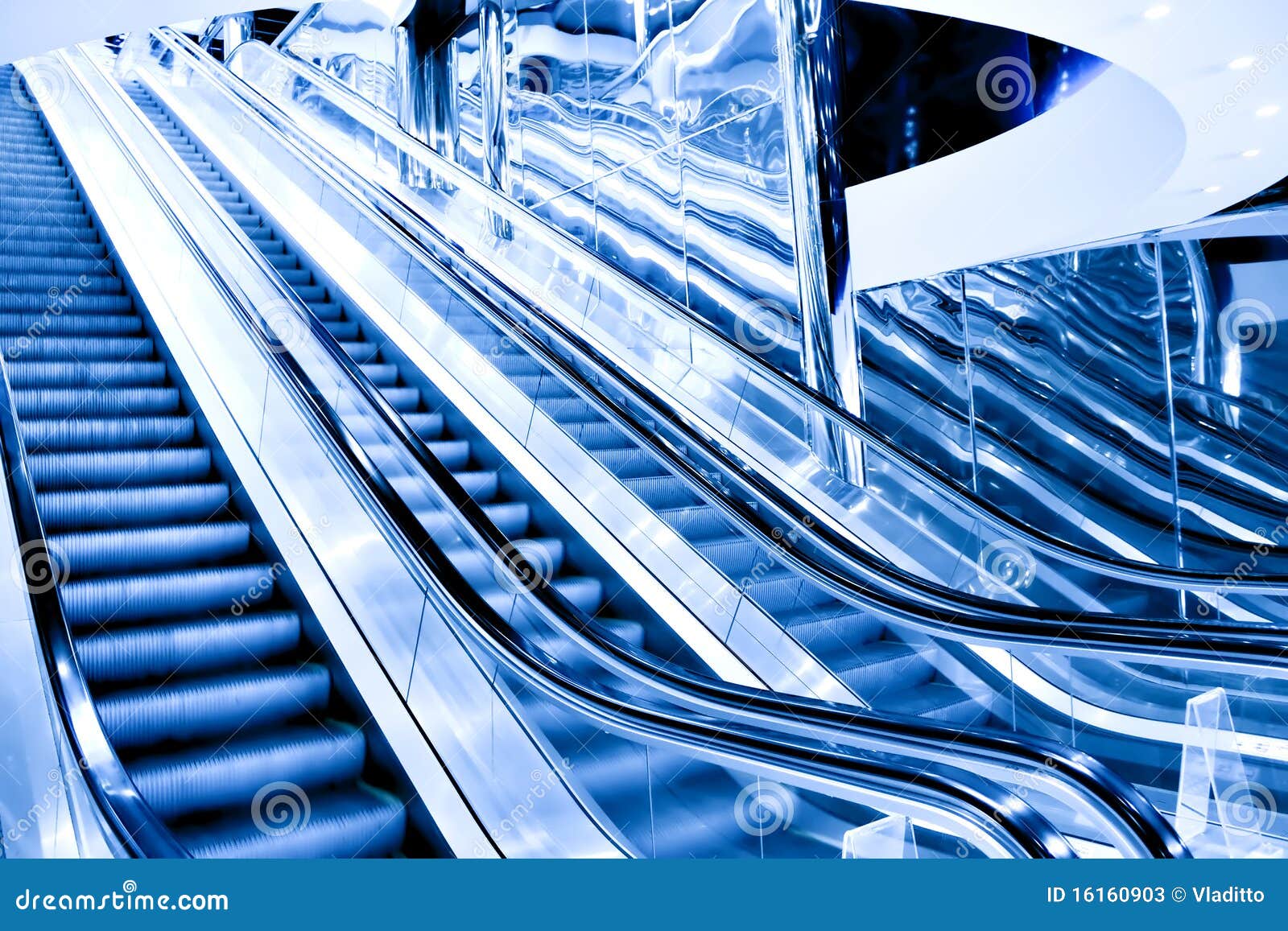 High-speed Moving Escalator Stock Image - Image of blue, blur: 16160903
