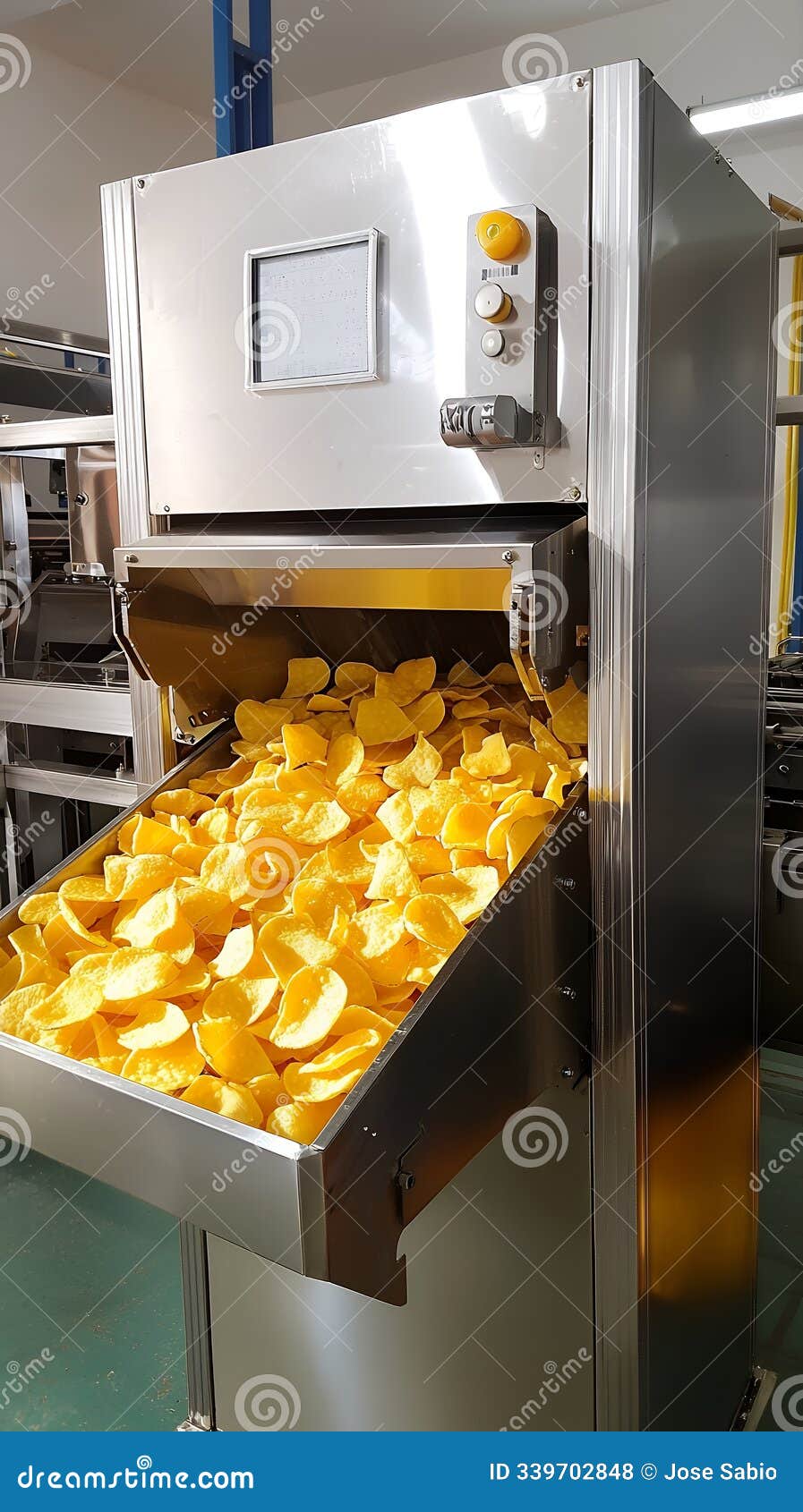 High-speed Potato Chips Packaging Machine Stock Illustration ...