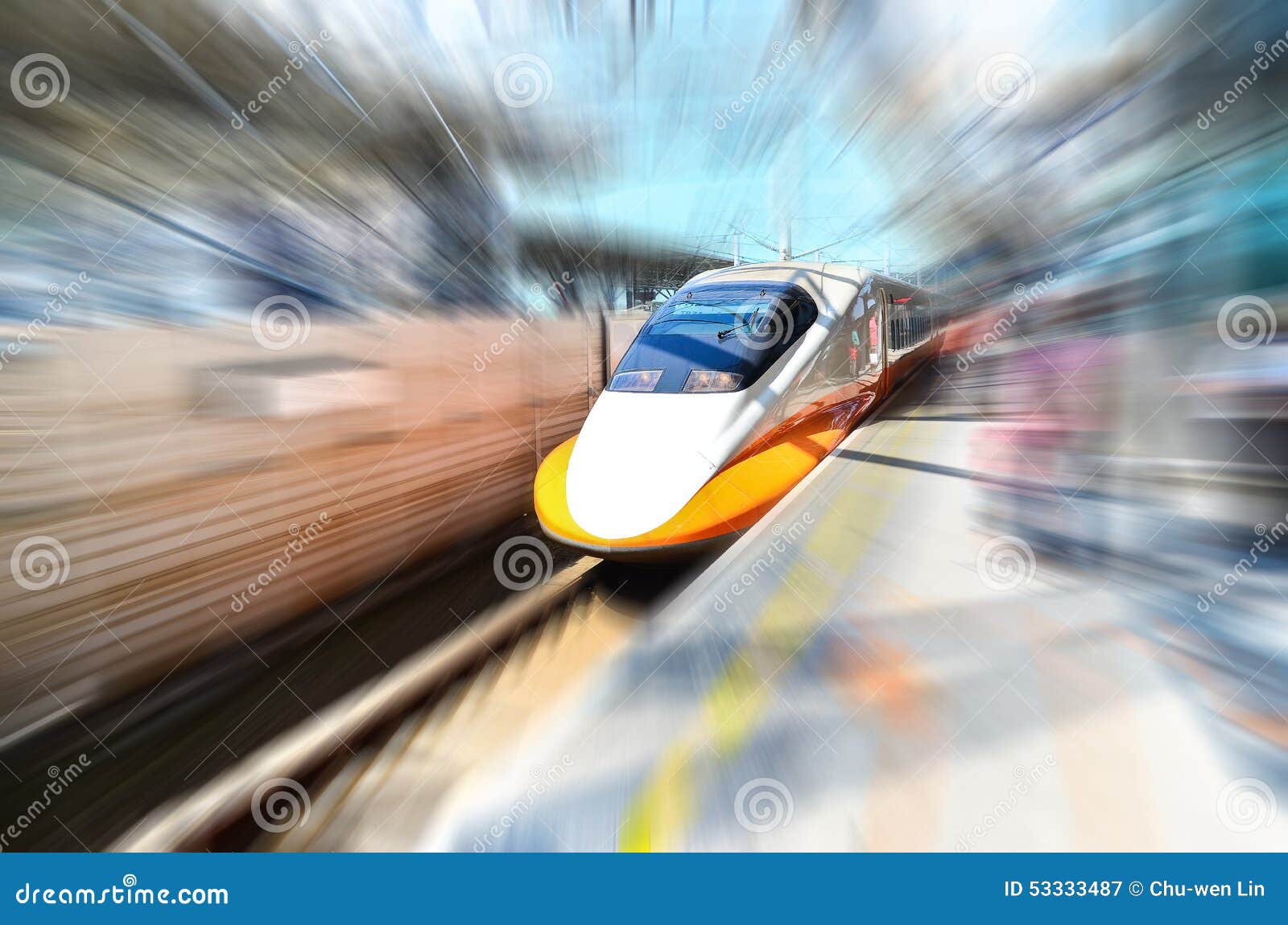 High Speed Train Approaching Stock Image - Image of passenger, electric ...