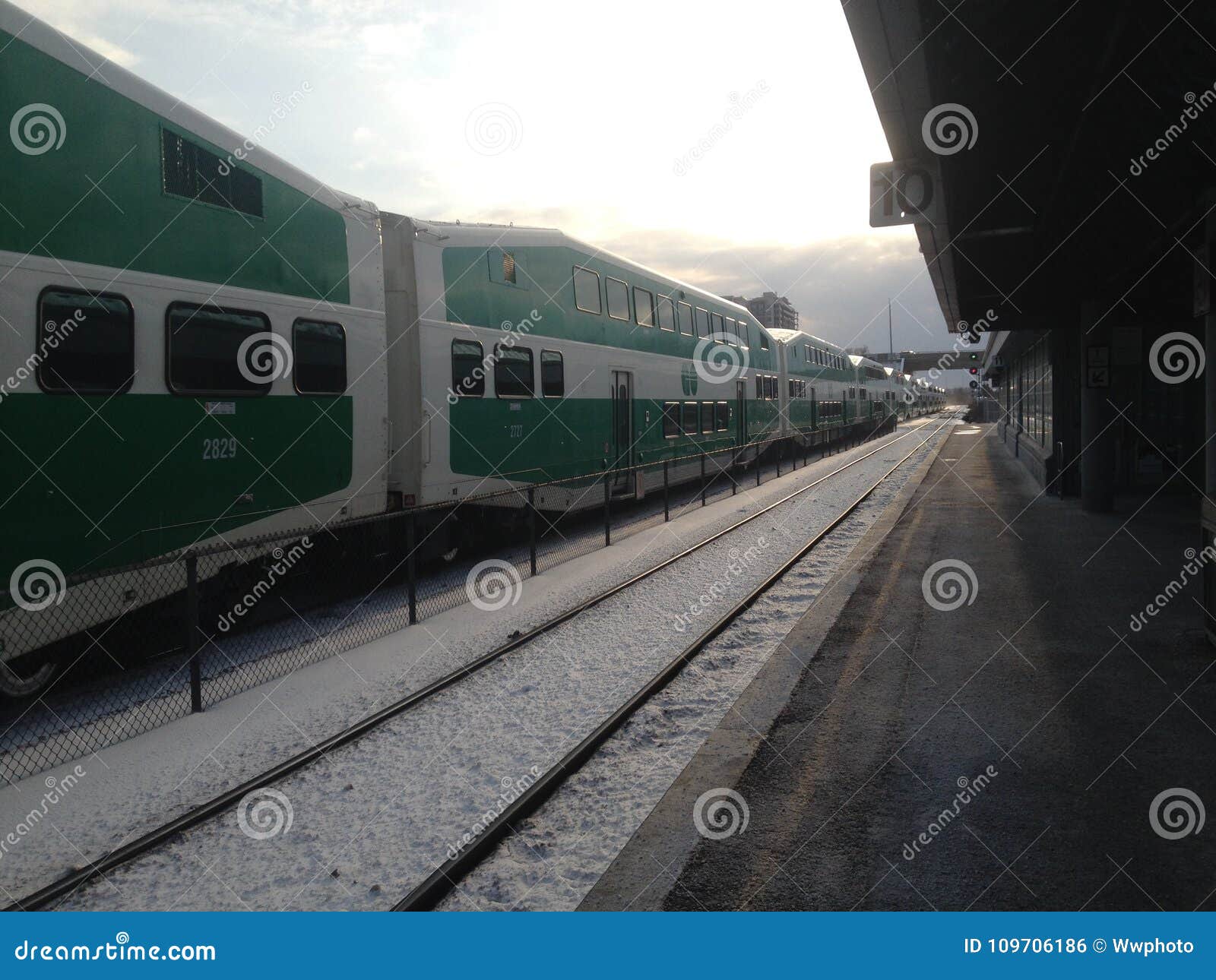 Go transit train editorial photo. Image of canada, transit - 109706186