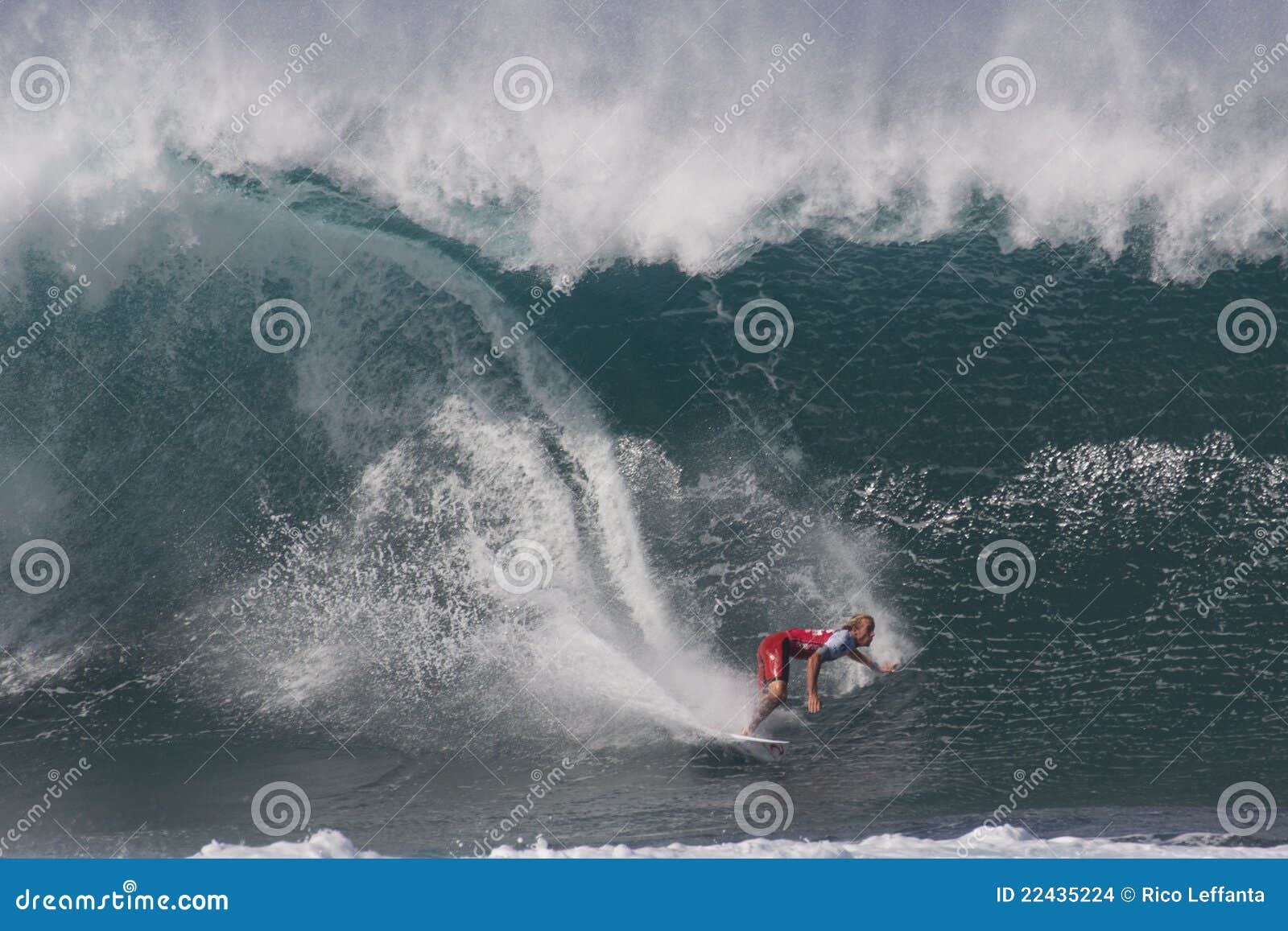High Surf editorial stock image. Image of wave, vans - 22435224