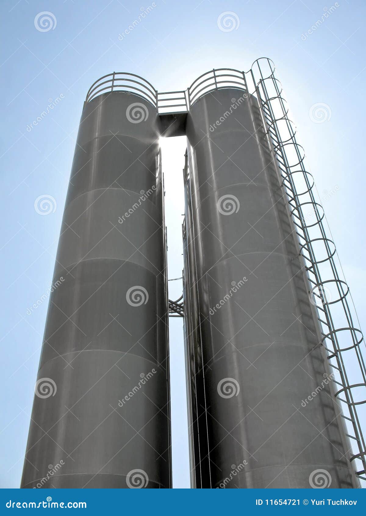 High Tanks of Silvery Color Stock Image - Image of power, refinery ...
