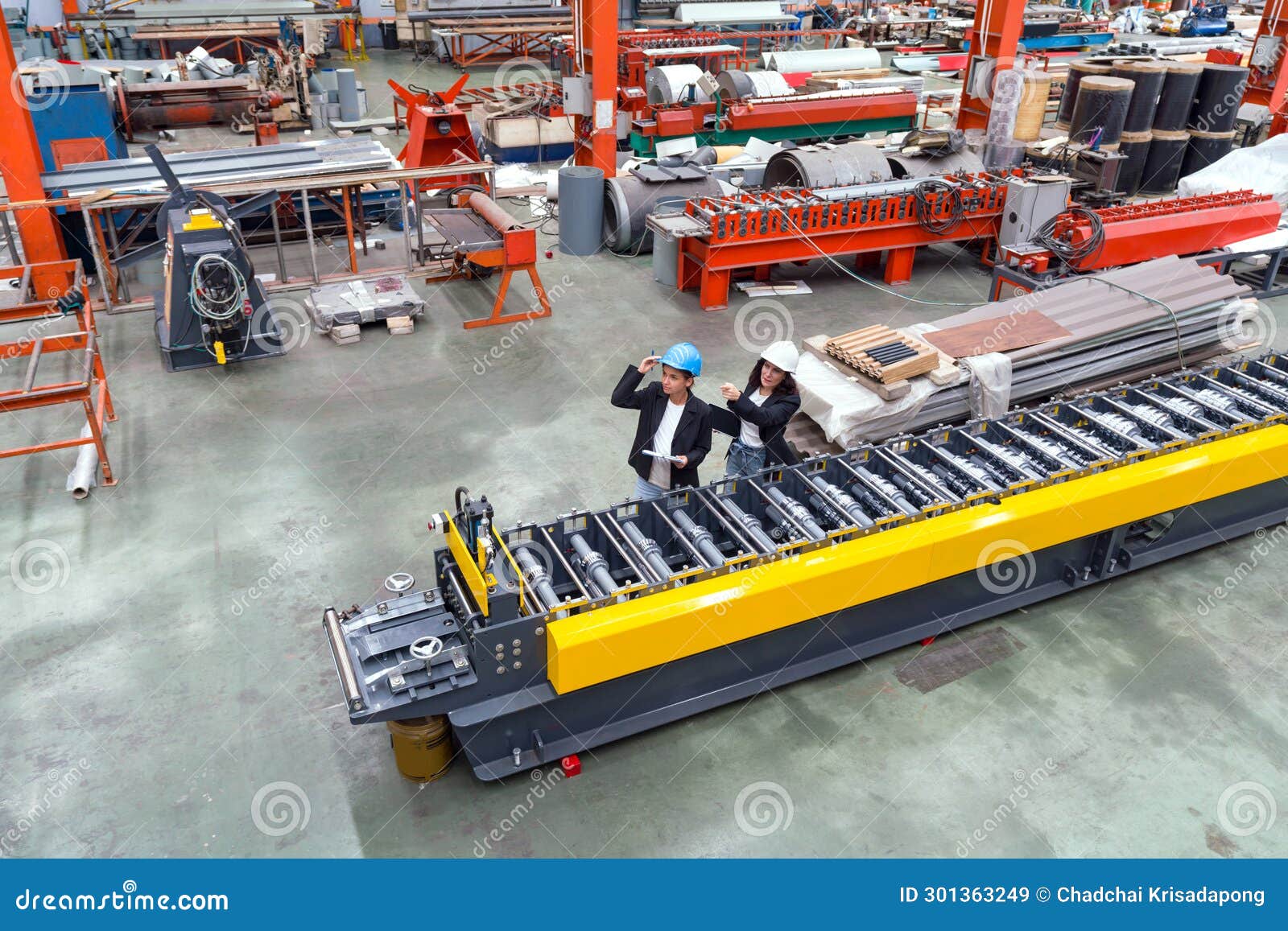 A High-tech Automatic Roll Forming Machine Operates Efficiently in a ...