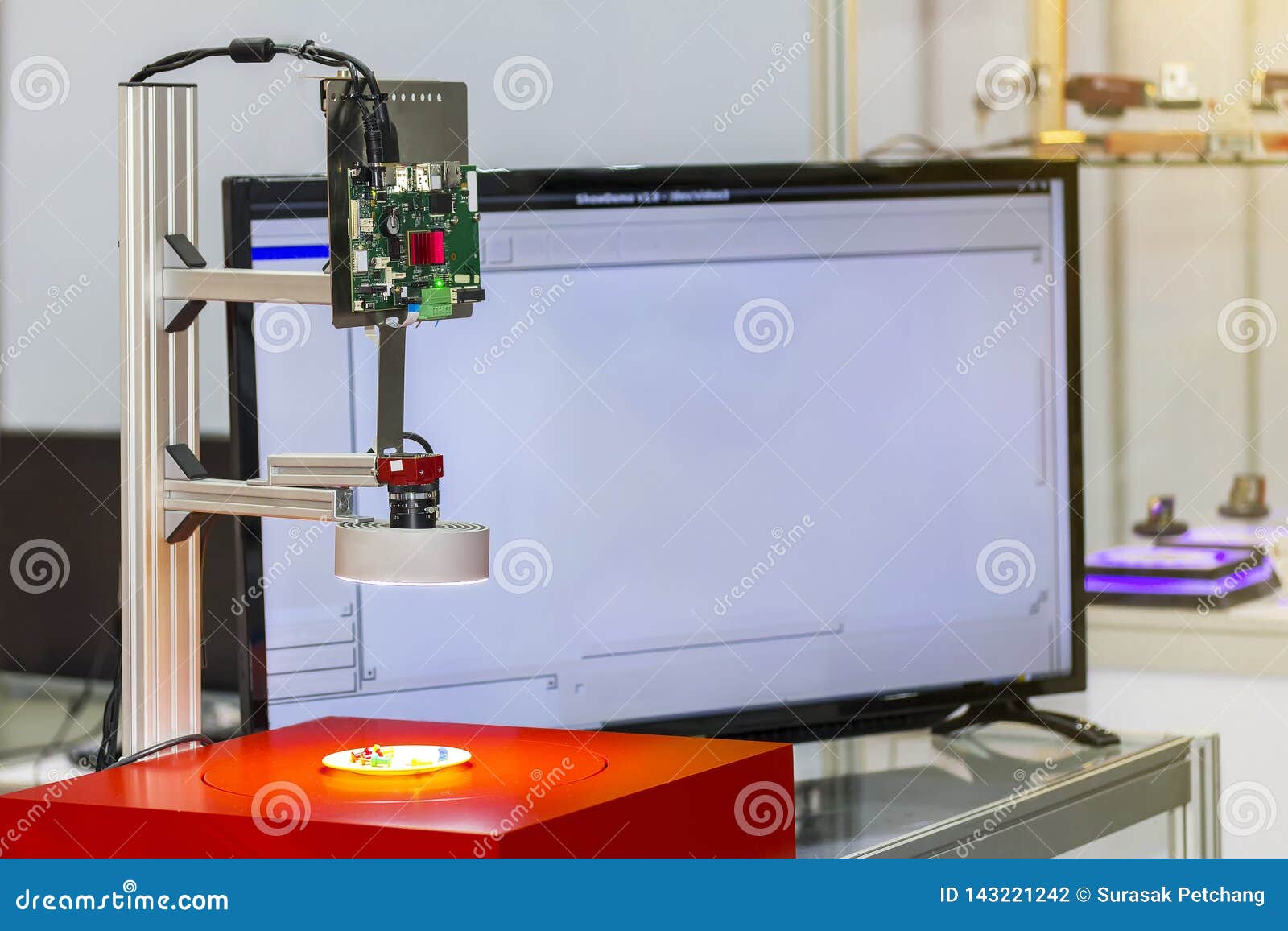 High Technology and Accuracy of Vision Measuring System for Quality ...