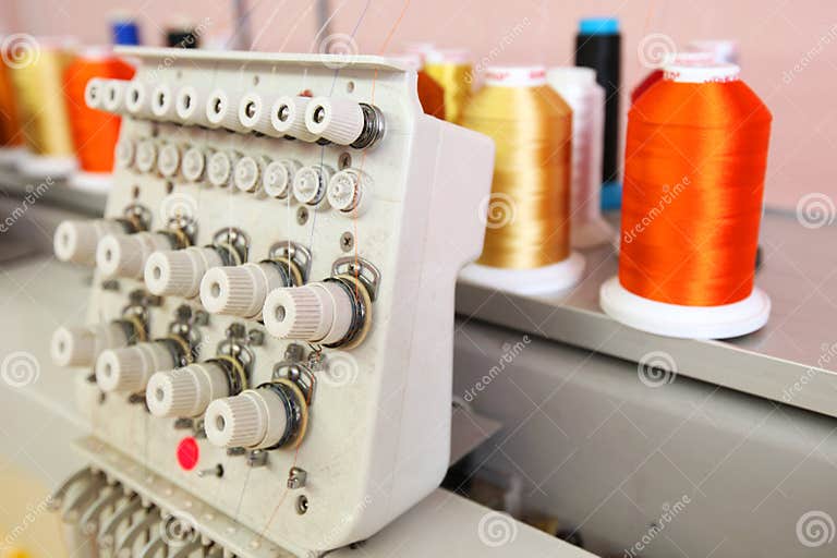 High Technology Automatic Sewing Machine Control by Computer ...