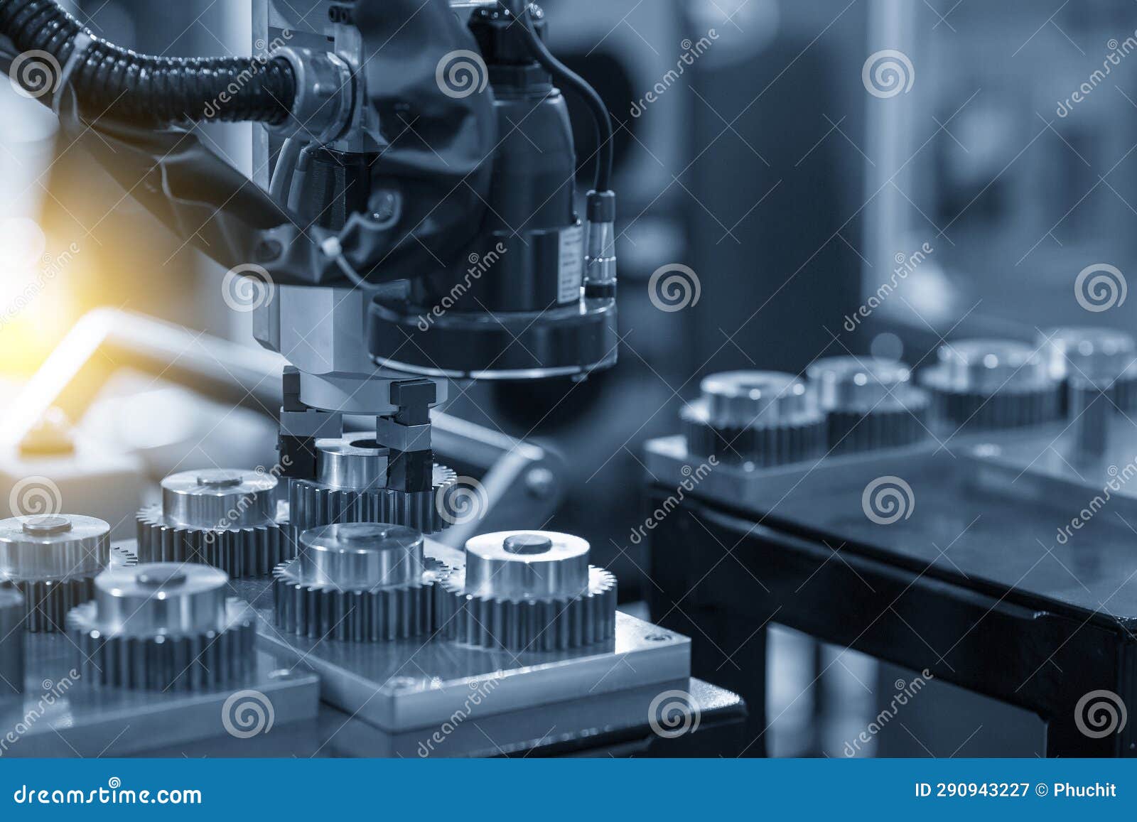The High Technology Material Handling Process by Automatic Robotic ...