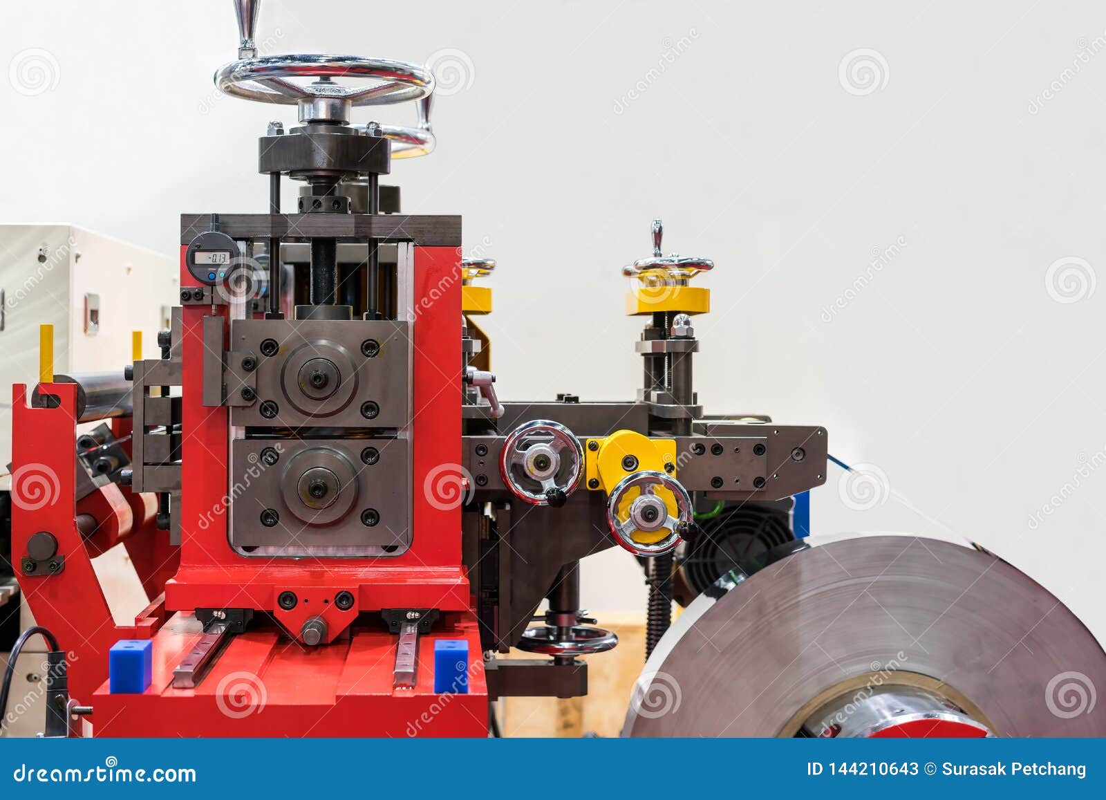 High Technology and Precision Automatic Press or Forming Machine of ...