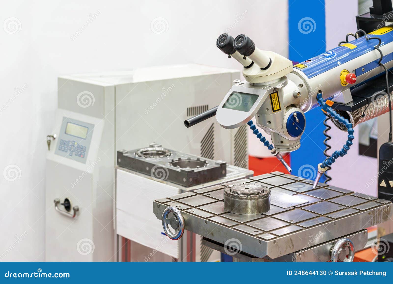 High Technology and Precision Laser Welding Machine and Sample ...