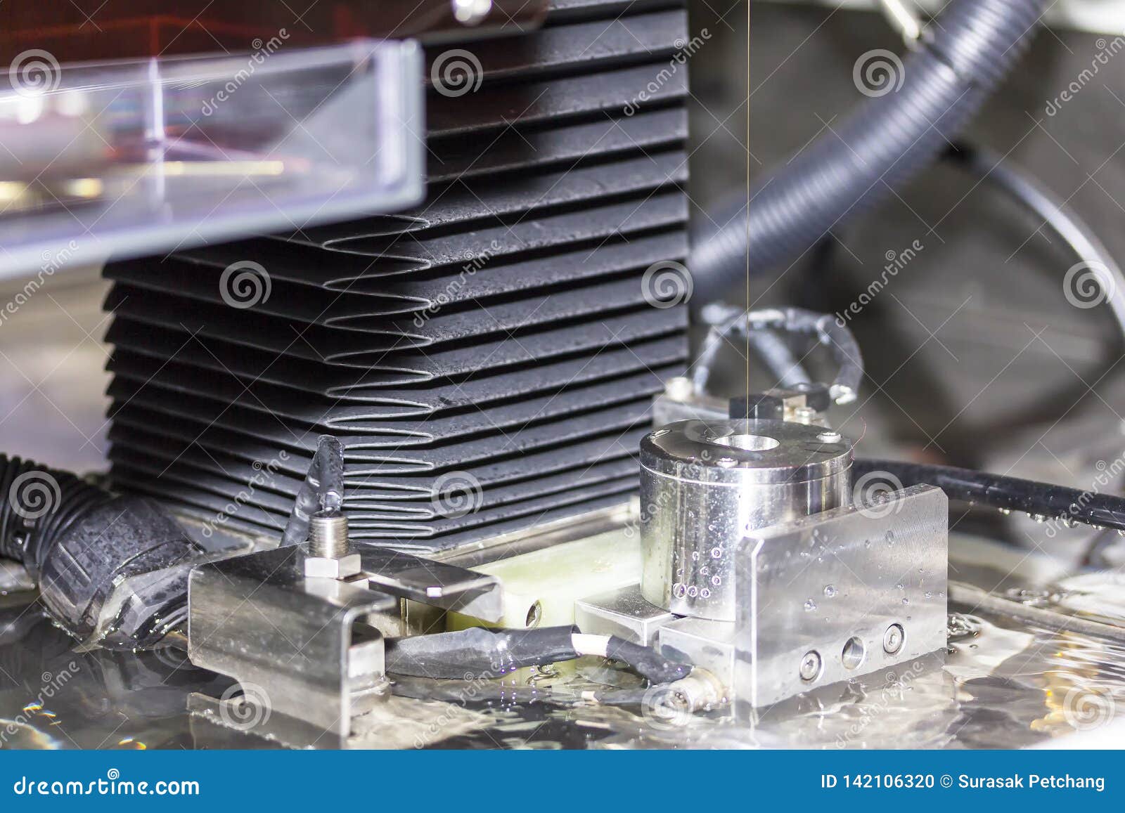 High Technology and Precision Mold Cutting by Cnc Wire Cut Machine at ...