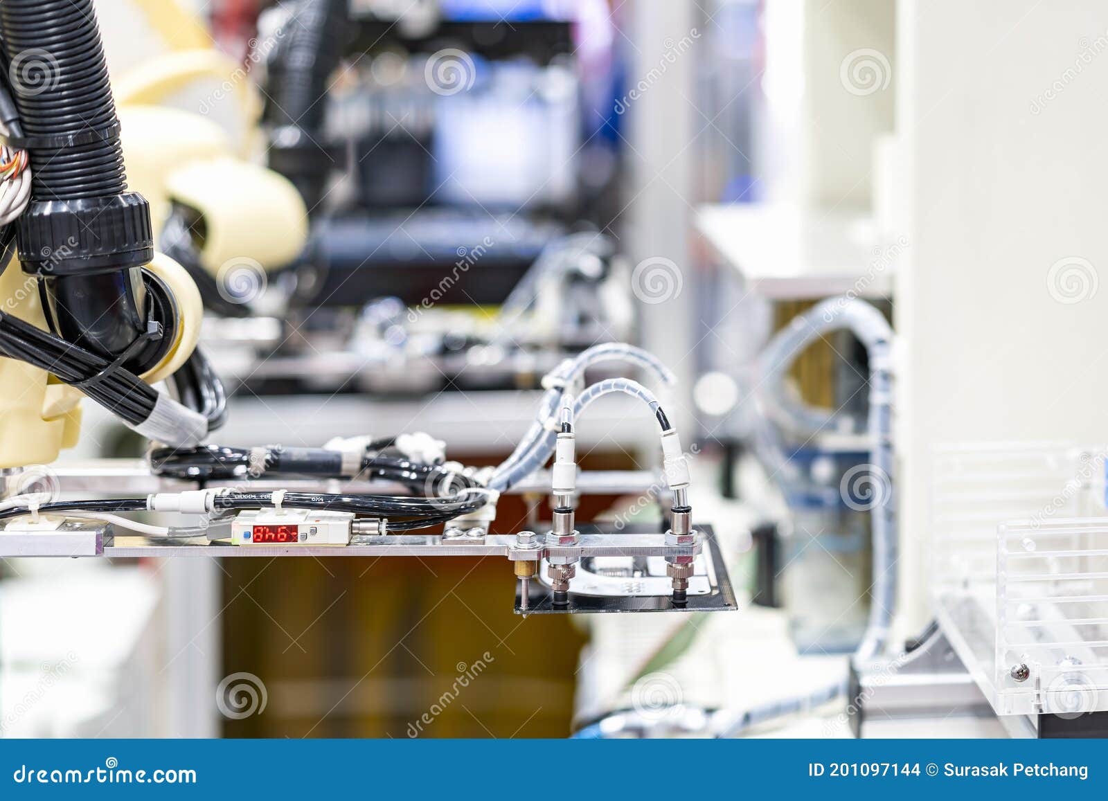 High Technology and Precision Robot Arm and Automatic Vacuum or Suction ... High Technology and Precision Robot Arm and Automatic Vacuum or Suction ...
