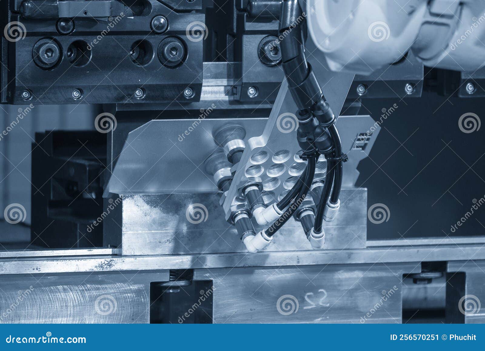 The High Technology Sheet Metal Forming by Robotic Arm with Hydraulic ...