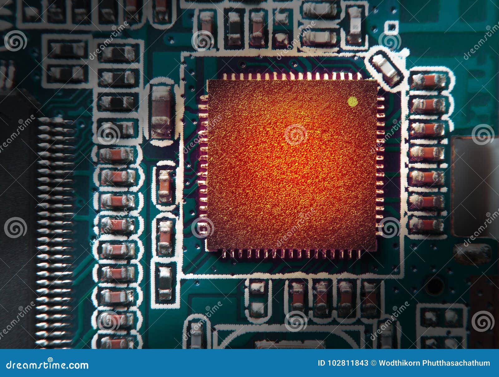 High Thermal of Chipset on Electronic Circuit Board. Chipset Wit Stock ...