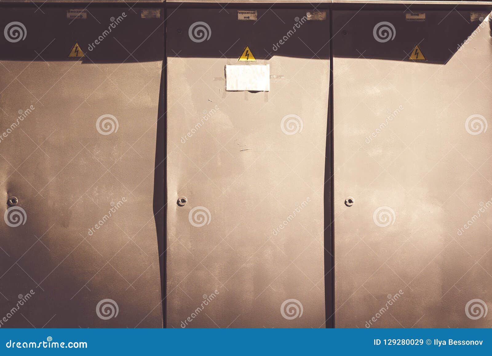 High-voltage Cabinet Outdoor Installation for Switching Electrical ...