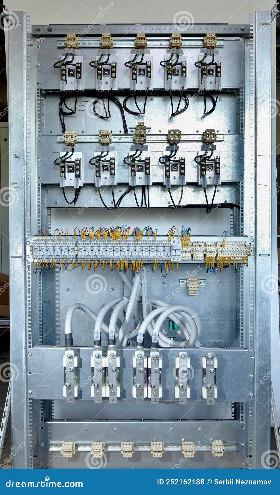 High Voltage Electric Cabinet. Manufacture of Cabinets High-voltage ...