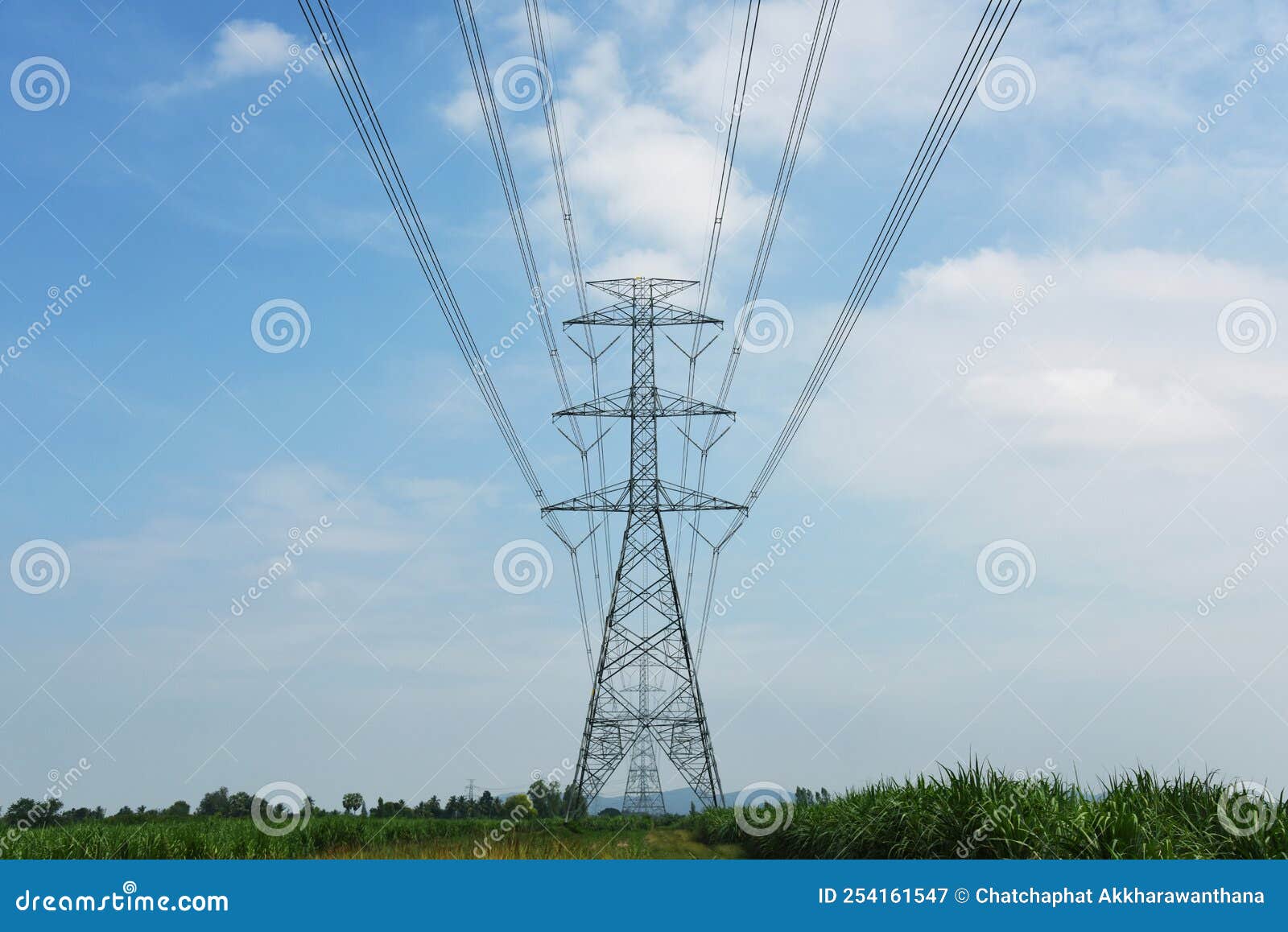 High Voltage Power Line Tower Stock Image - Image of streetlight ...