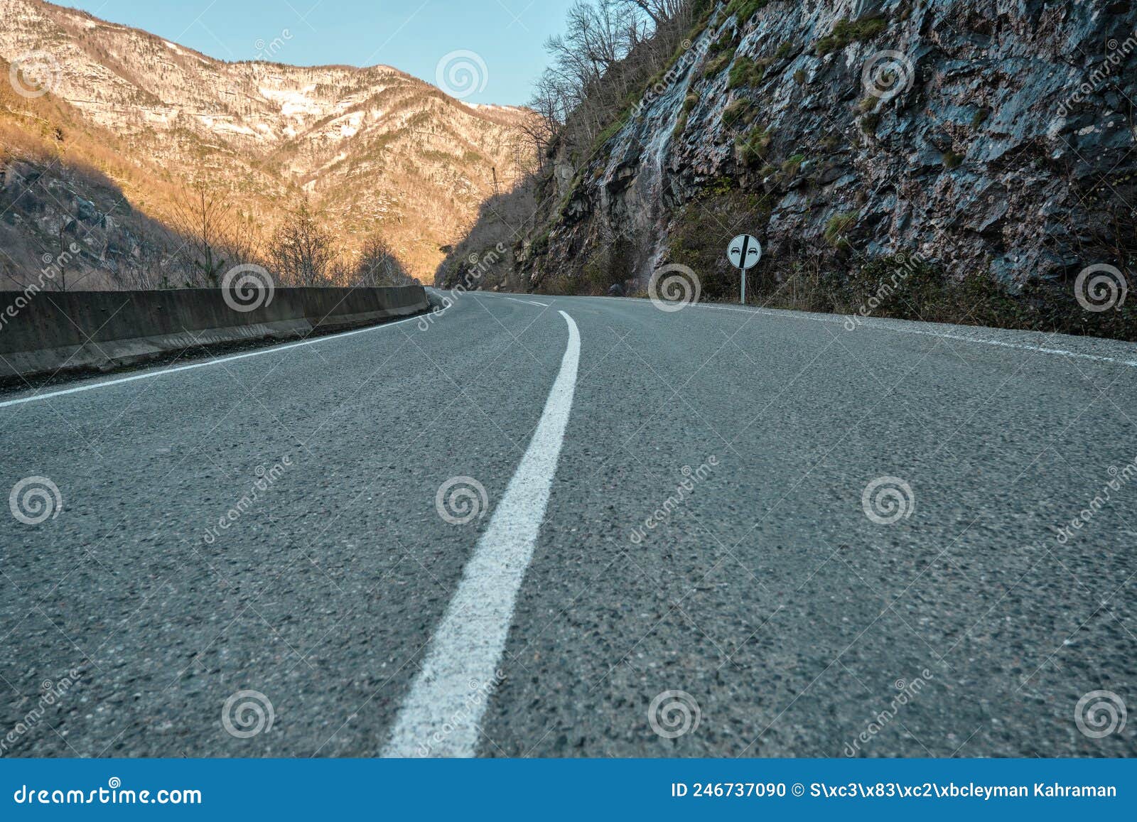 High Way Road View, Single Road Lane Stock Photo - Image of asphalt ...