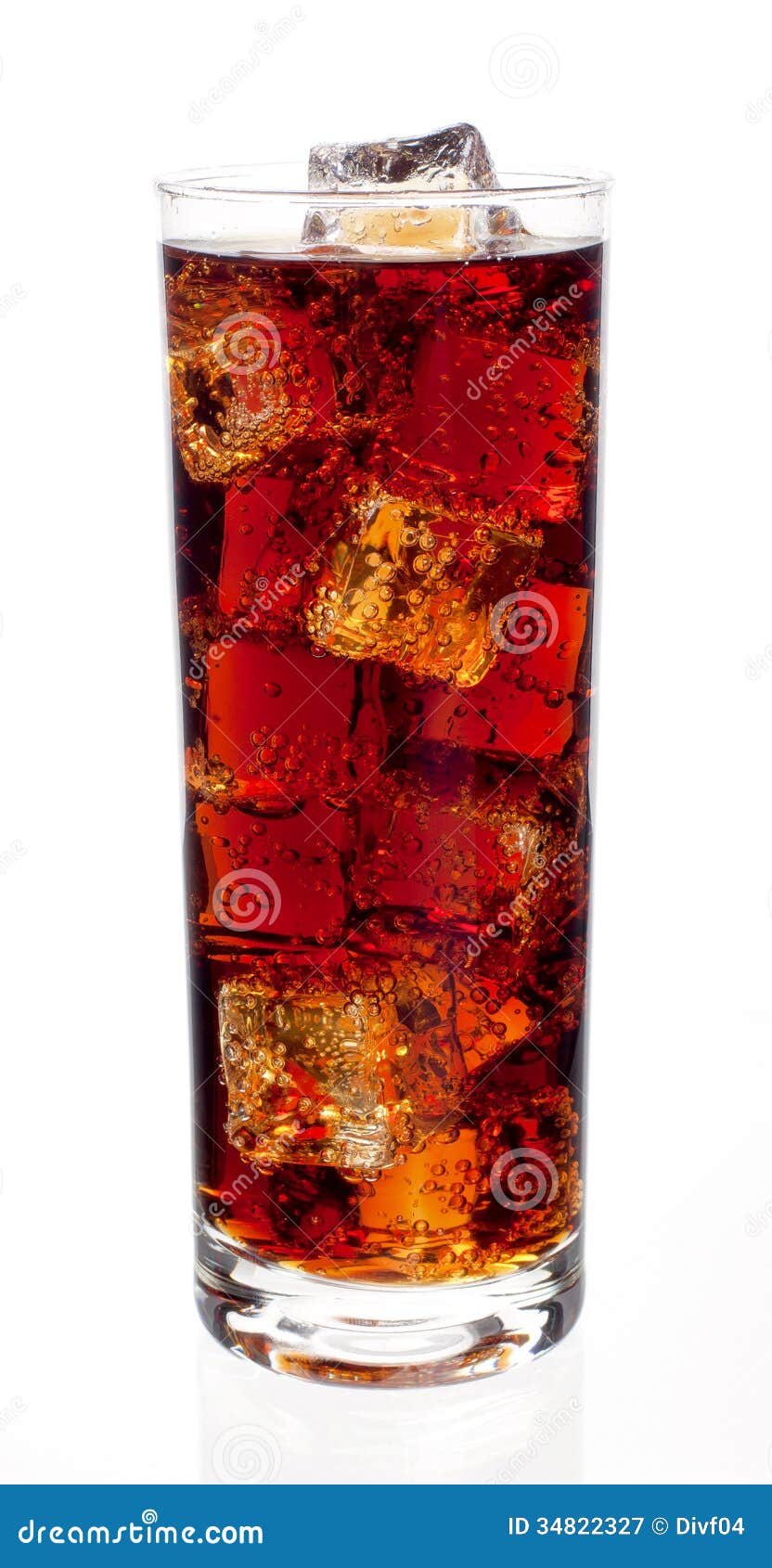 Highball av cola med is fotografering för bildbyråer. Bild av tangent ...