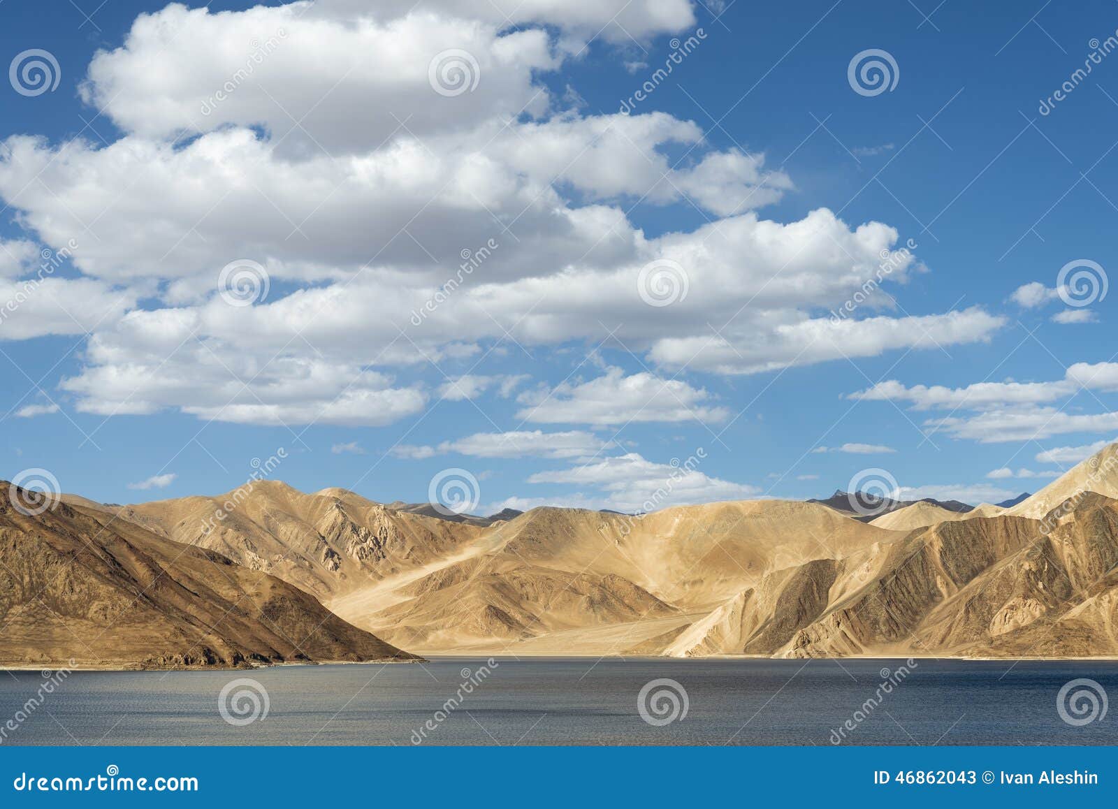 Highlands Himalaya lake stock image. Image of land, peak - 46862043