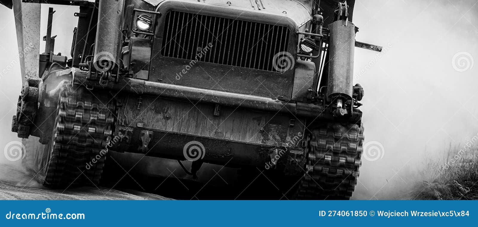 HIGHT SPEED TRACK DOZER stock photo. Image of exercises - 274061850