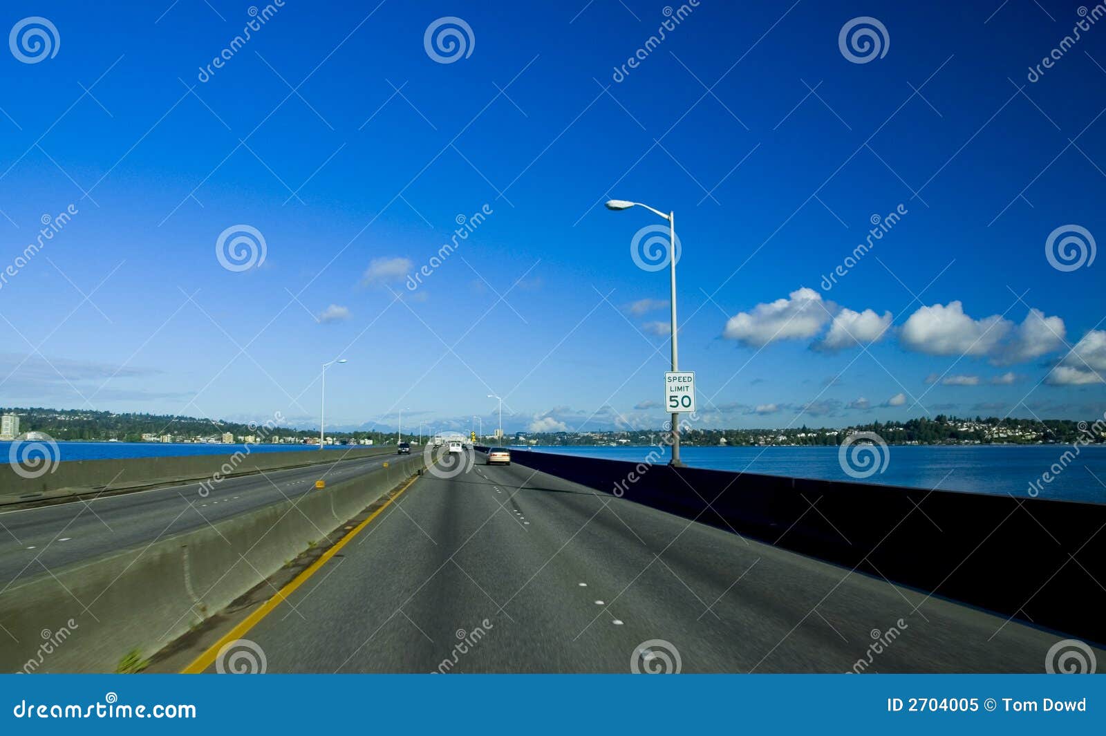 Highway 520 Evergreen Point Stock Image - Image of freeway, lanes: 2704005