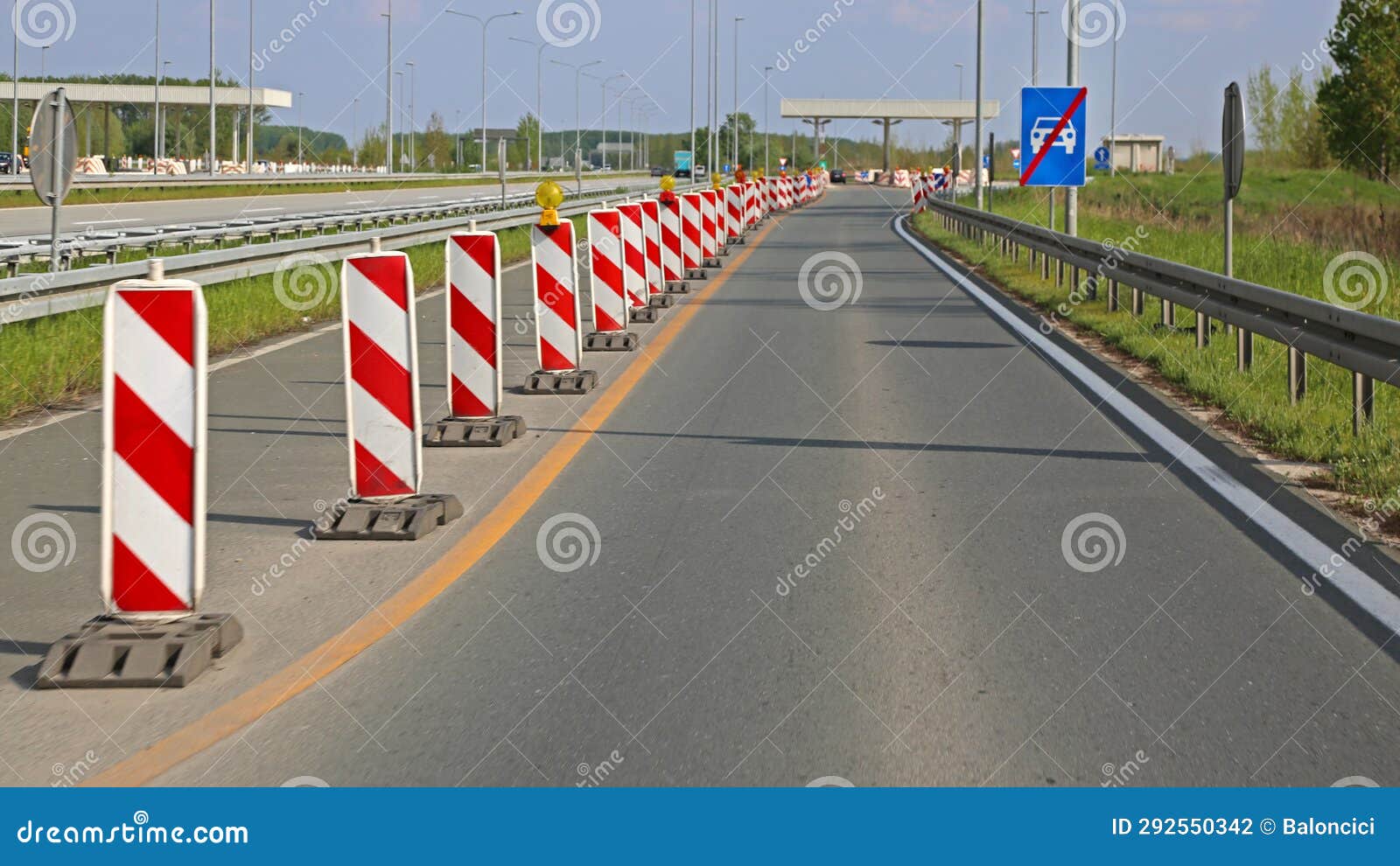 Highway End Sign stock photo. Image of traffic, transportation - 292550342