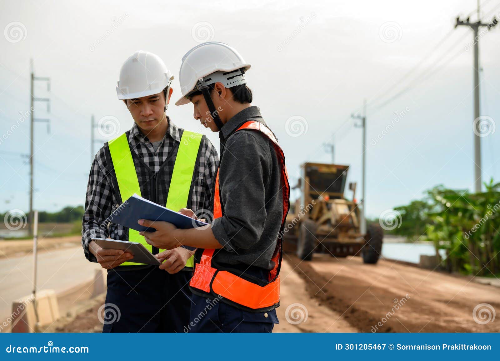 Highway Engineers Discuss Plans for Construction Improvement Based on ...