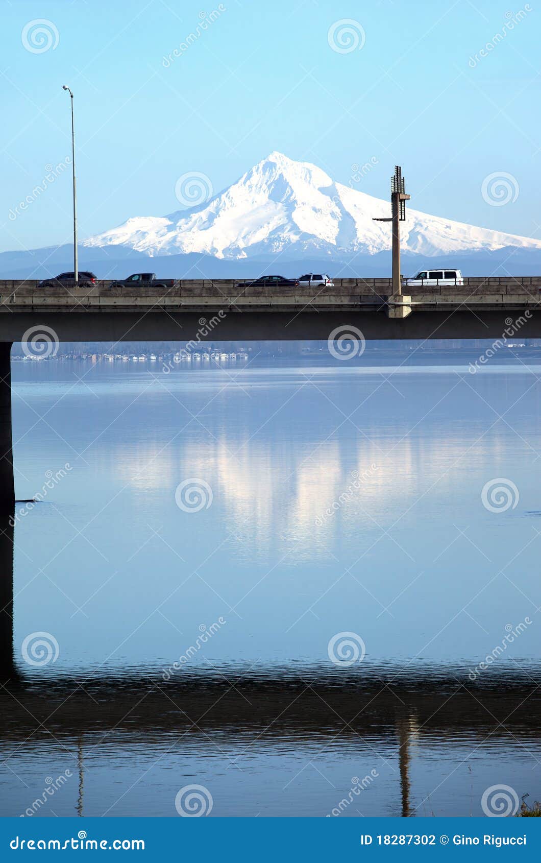 Highway I-205 Bridge, Oregon. Stock Photo - Image of transportation ...
