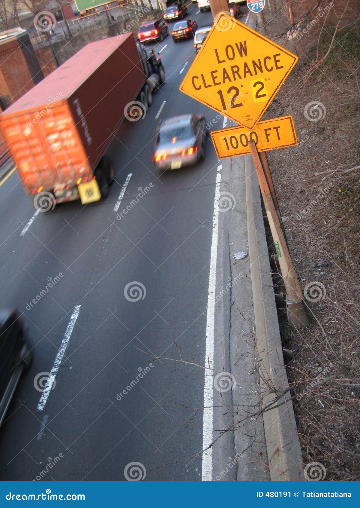 Highway with Low Clearance Sign Stock Image - Image of achtung ... Highway with Low Clearance Sign Stock Image - Image of achtung ...