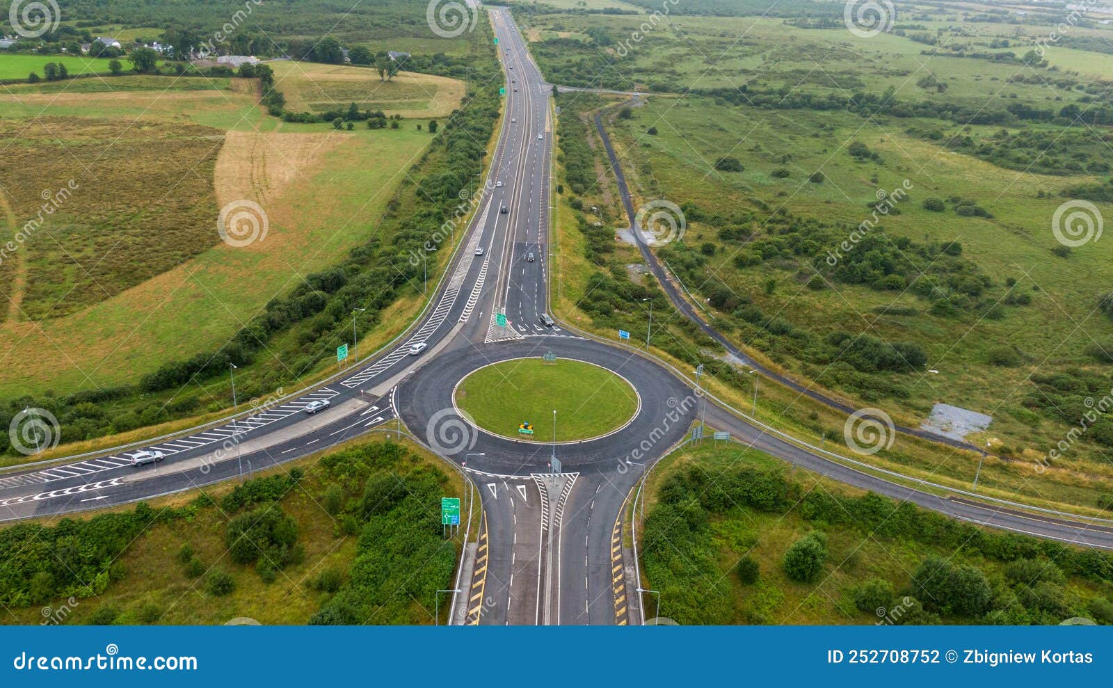 Highway M18, Section from Limerick To Ennis View of Exit To Ennis ...