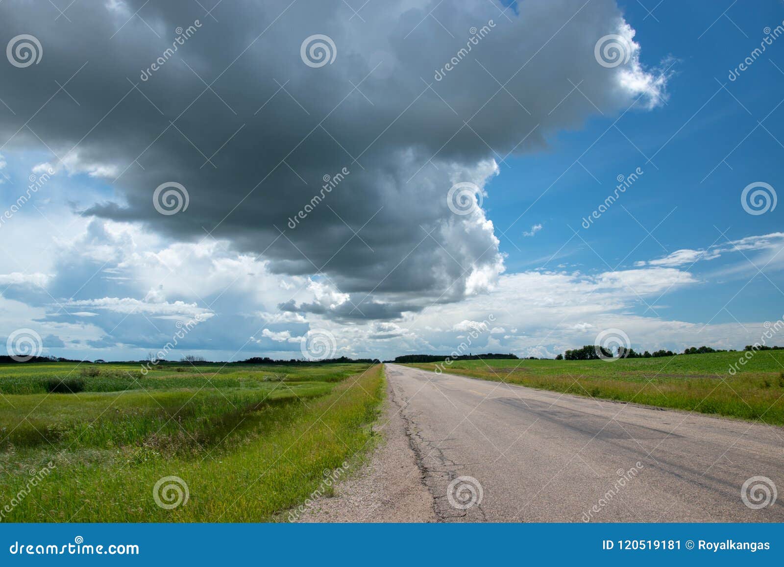 Highway 80, North of Churchbridge, Saskatchewan, Canada. Stock Image ...