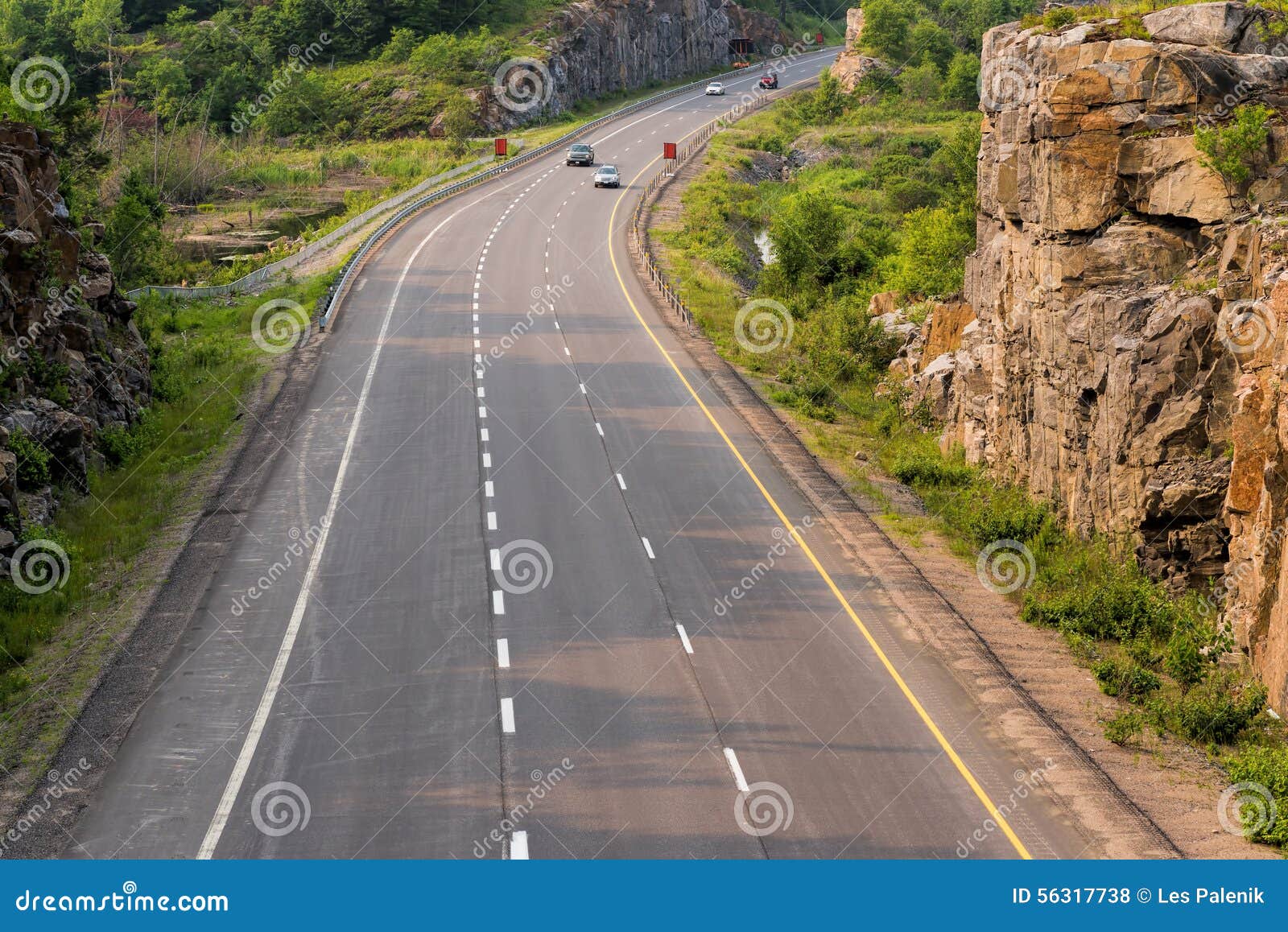 Highway 400 in Northern Ontario Stock Photo - Image of road, ontario ...