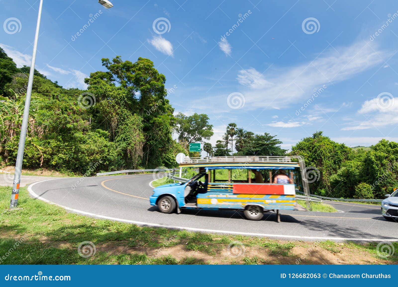 Highway, Road Route, White Lines, Guide Post Editorial Stock Photo ...