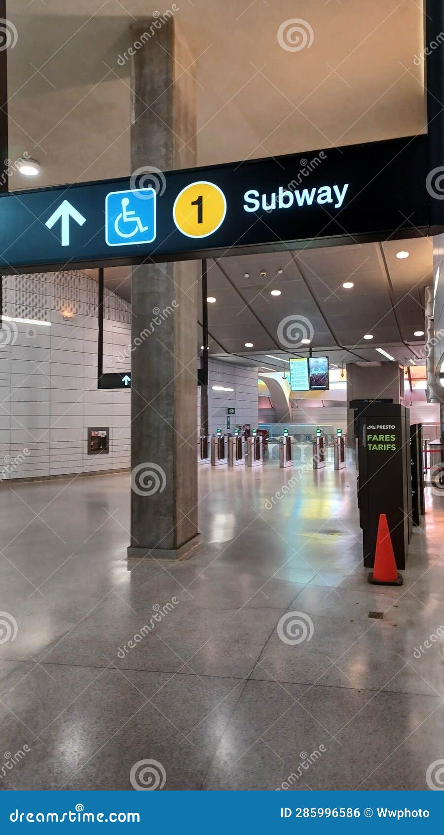 Highway 407 Subway Station Interiour View Editorial Photo - Image of ...